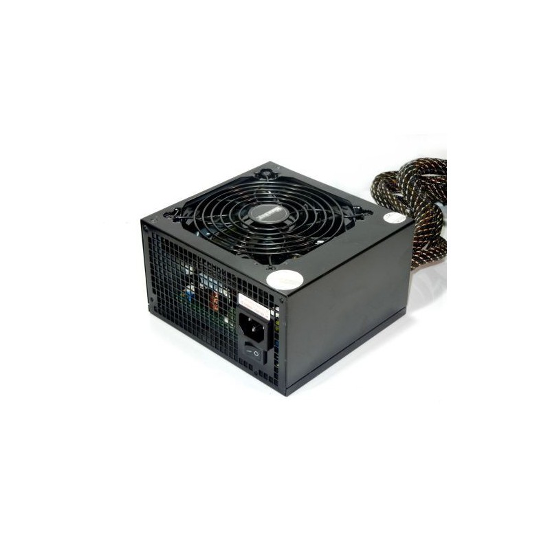 Boite d'alimentation 700W ATX12V Huntkey