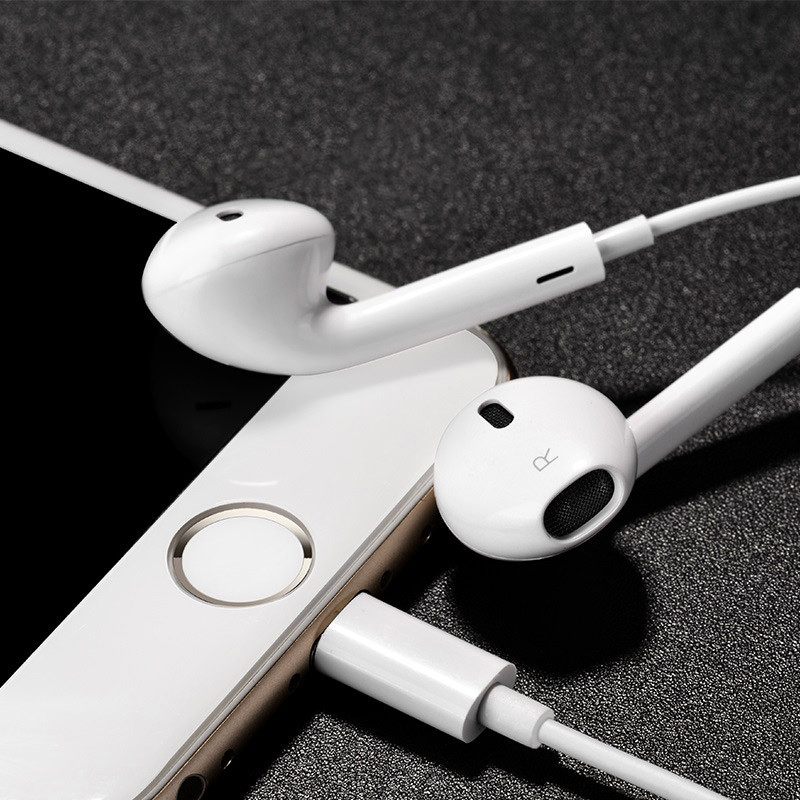 Écouteurs filaires HOCO avec microphone M9 Lightning pour iPhone / Blanc