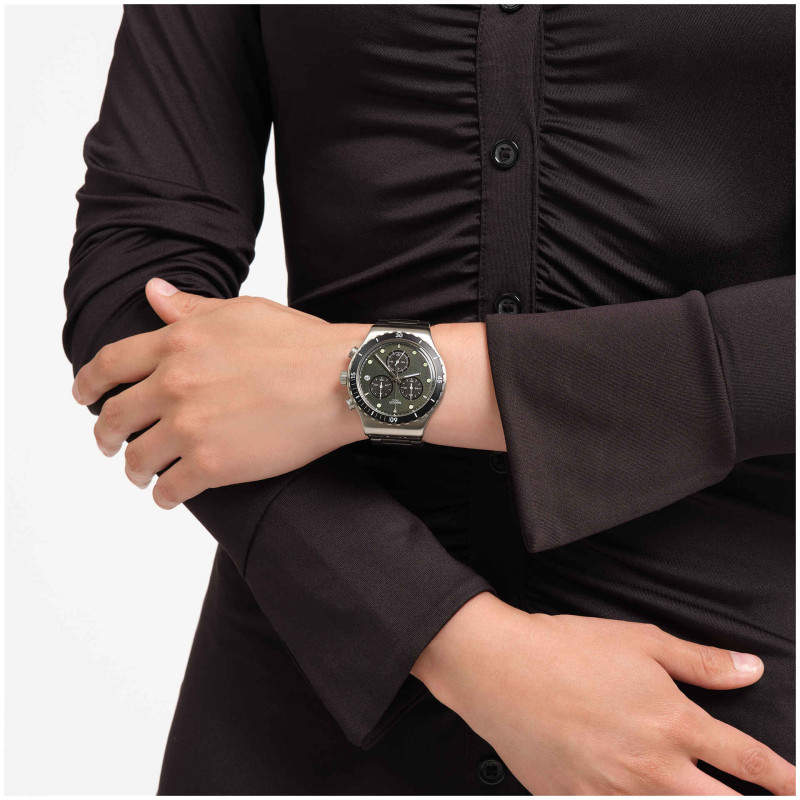 Montre mixte Swatch BACK IN KHAKI YVS488G