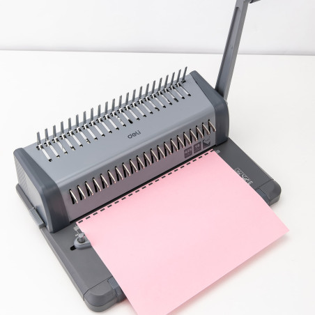 Perforelieuse Core Deli E3873