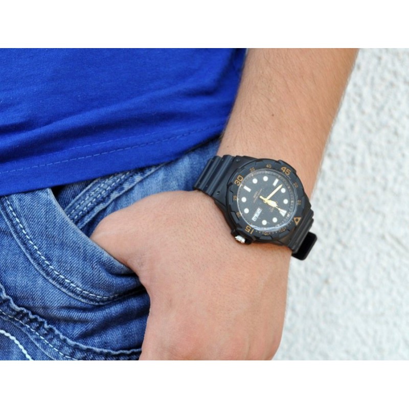 Montre Homme Casio MRW-200H-1EV