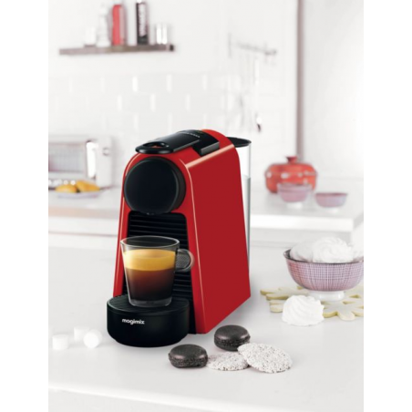 Machine à café Magimix Nespresso Essenza Mini / Rouge